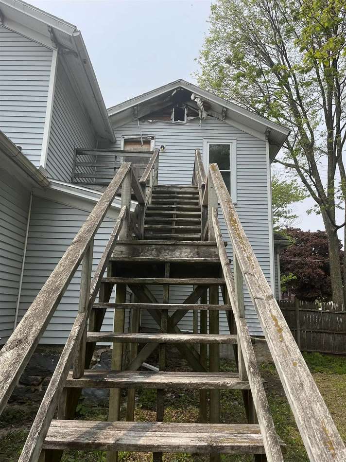 1867 Italianate in Janesville, WI - Old House Dreams