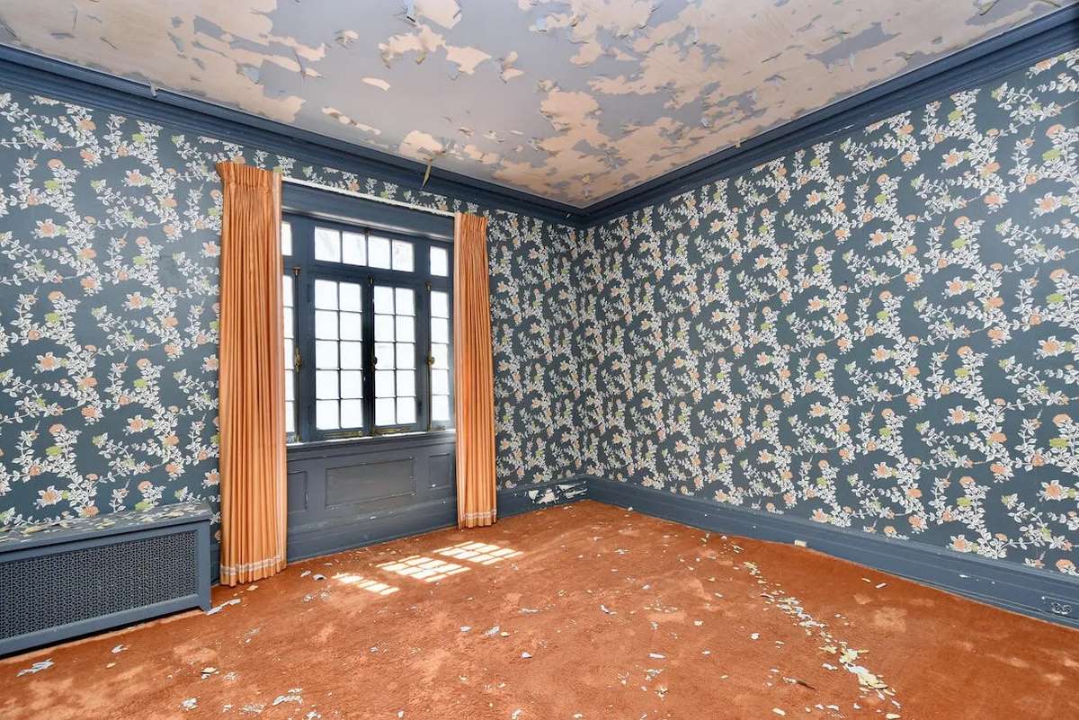 1912 Colonial Revival in Wilton, MN - Old House Dreams