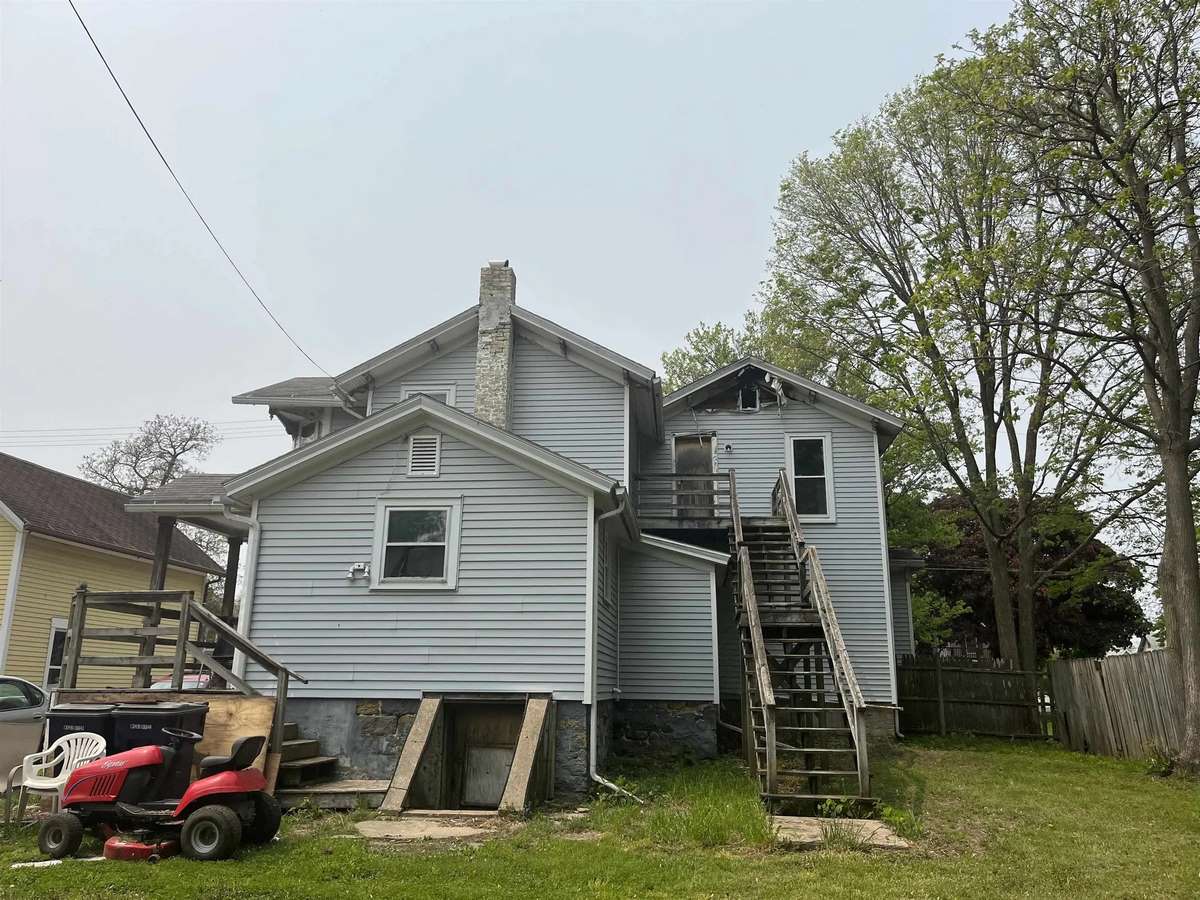 1867 Italianate in Janesville, WI - Old House Dreams