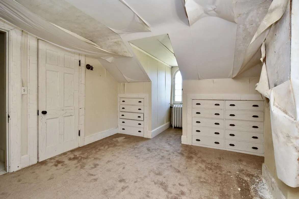 1912 Colonial Revival in Wilton, MN - Old House Dreams