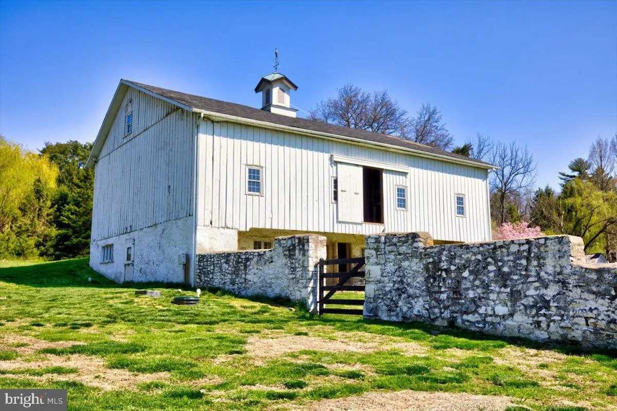 c. 1850 Barn in Malvern, PA - Old House Dreams