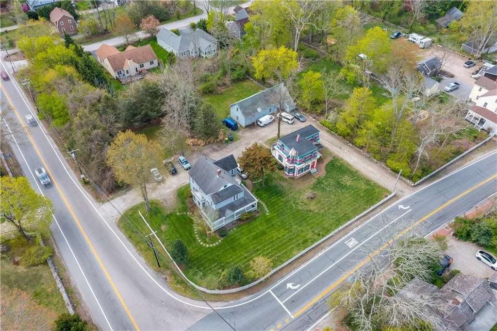 c. 1840 in South Kingstown, RI - Old House Dreams