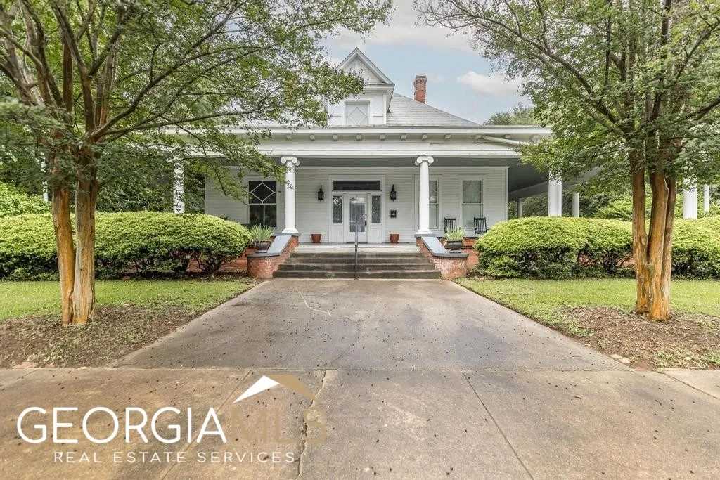 c. 1890 in Fort Valley, GA - Old House Dreams