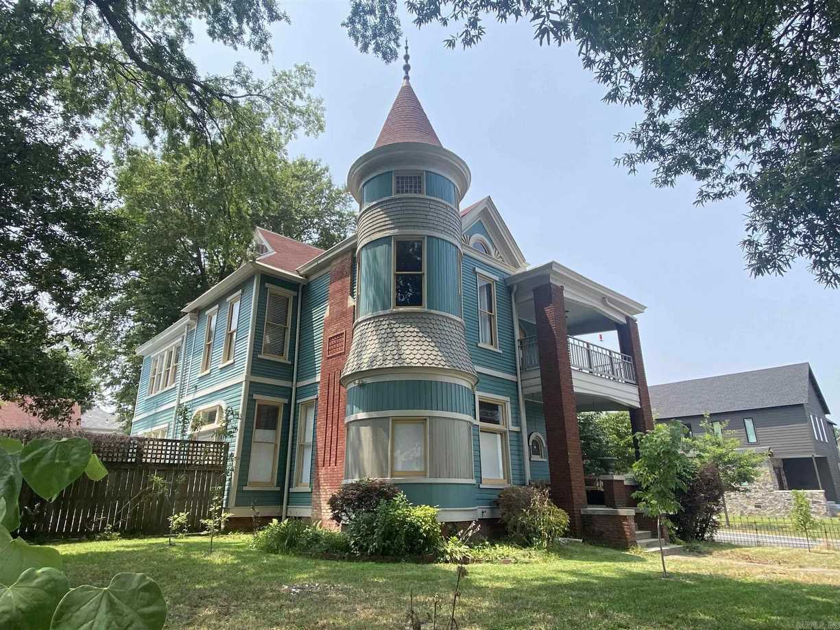 1889 Queen Anne in Little Rock, AR - Old House Dreams
