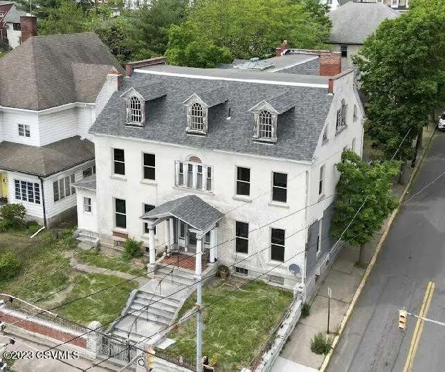 1914 Colonial Revival in Shamokin, PA - Old House Dreams