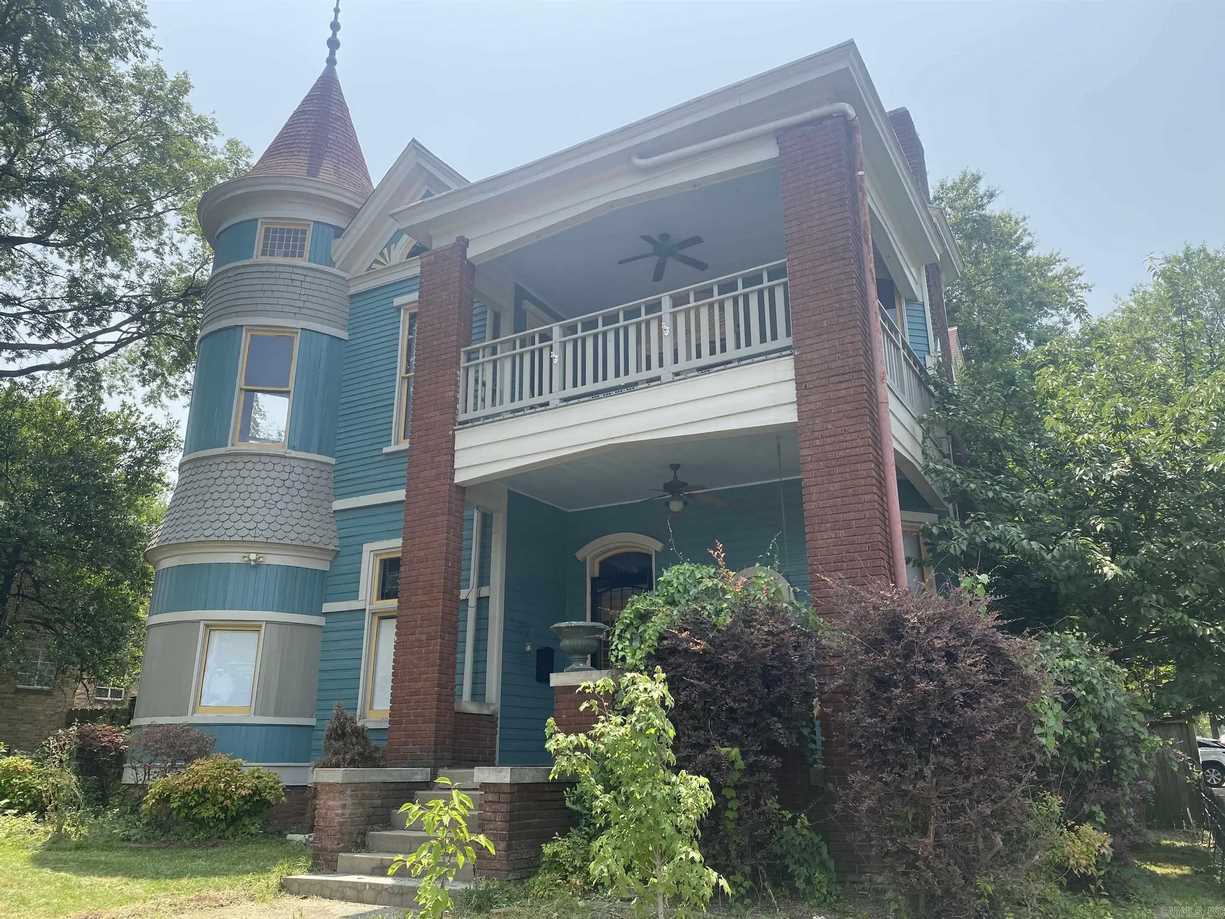1889 Queen Anne in Little Rock, AR - Old House Dreams