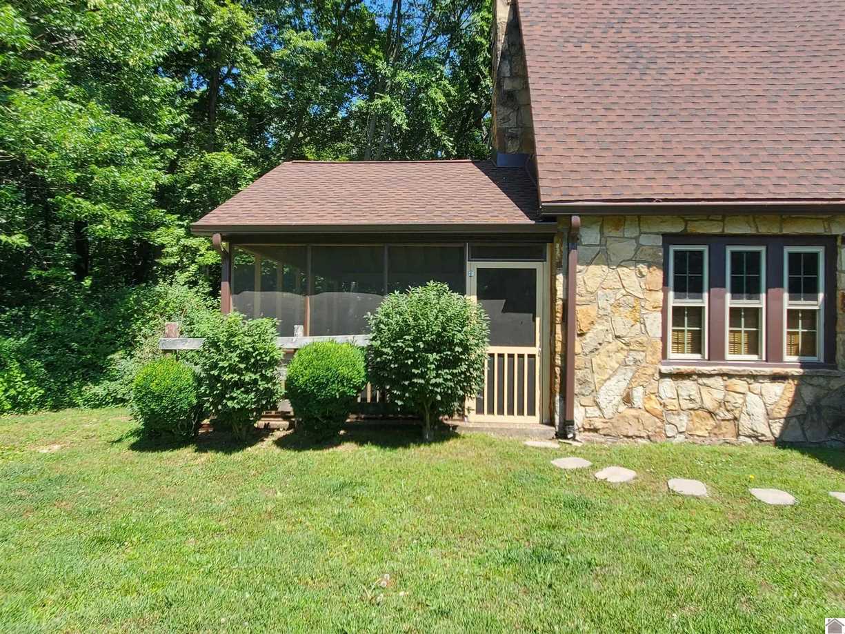 1939 Tudor Revival in Dawson Springs, KY - Old House Dreams