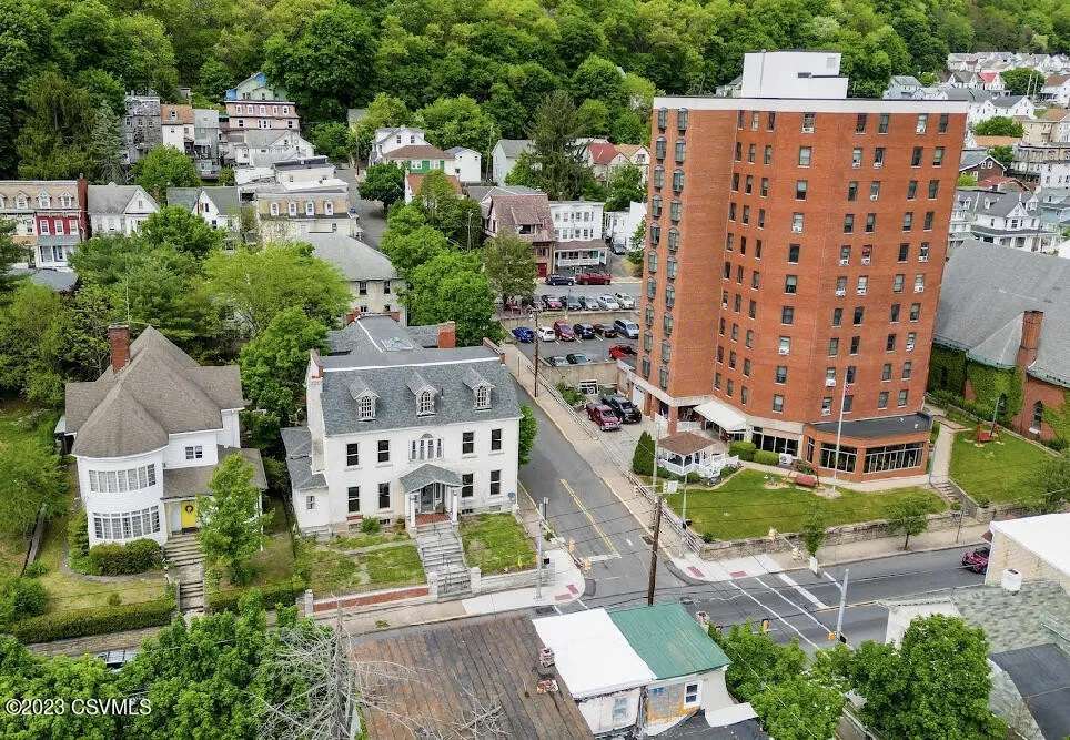 1914 Colonial Revival in Shamokin, PA - Old House Dreams