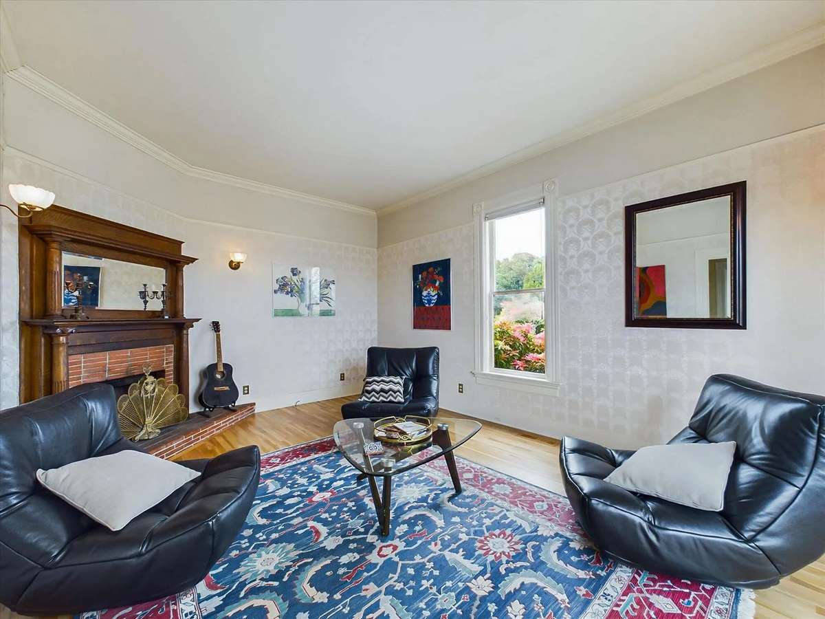 Stick in Eureka, CA - Old House Dreams