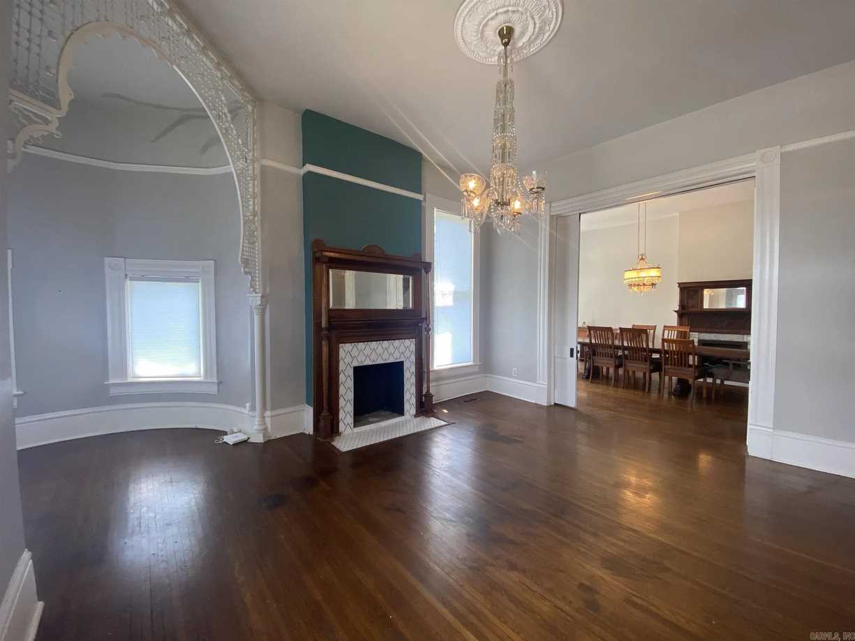 1889 Queen Anne in Little Rock, AR - Old House Dreams