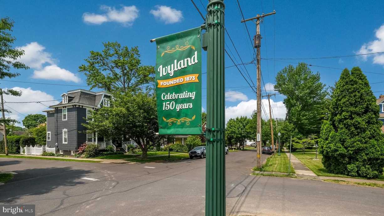 c. 1872 Hotel in Ivyland, PA - Old House Dreams
