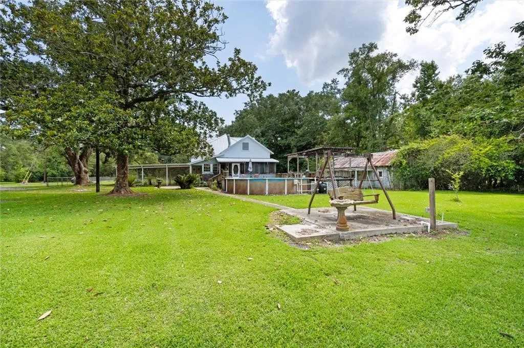 Coden, AL - Old House Dreams