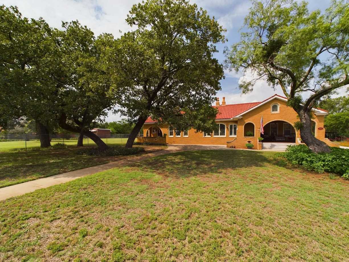 1927 in Ranger, TX - Old House Dreams