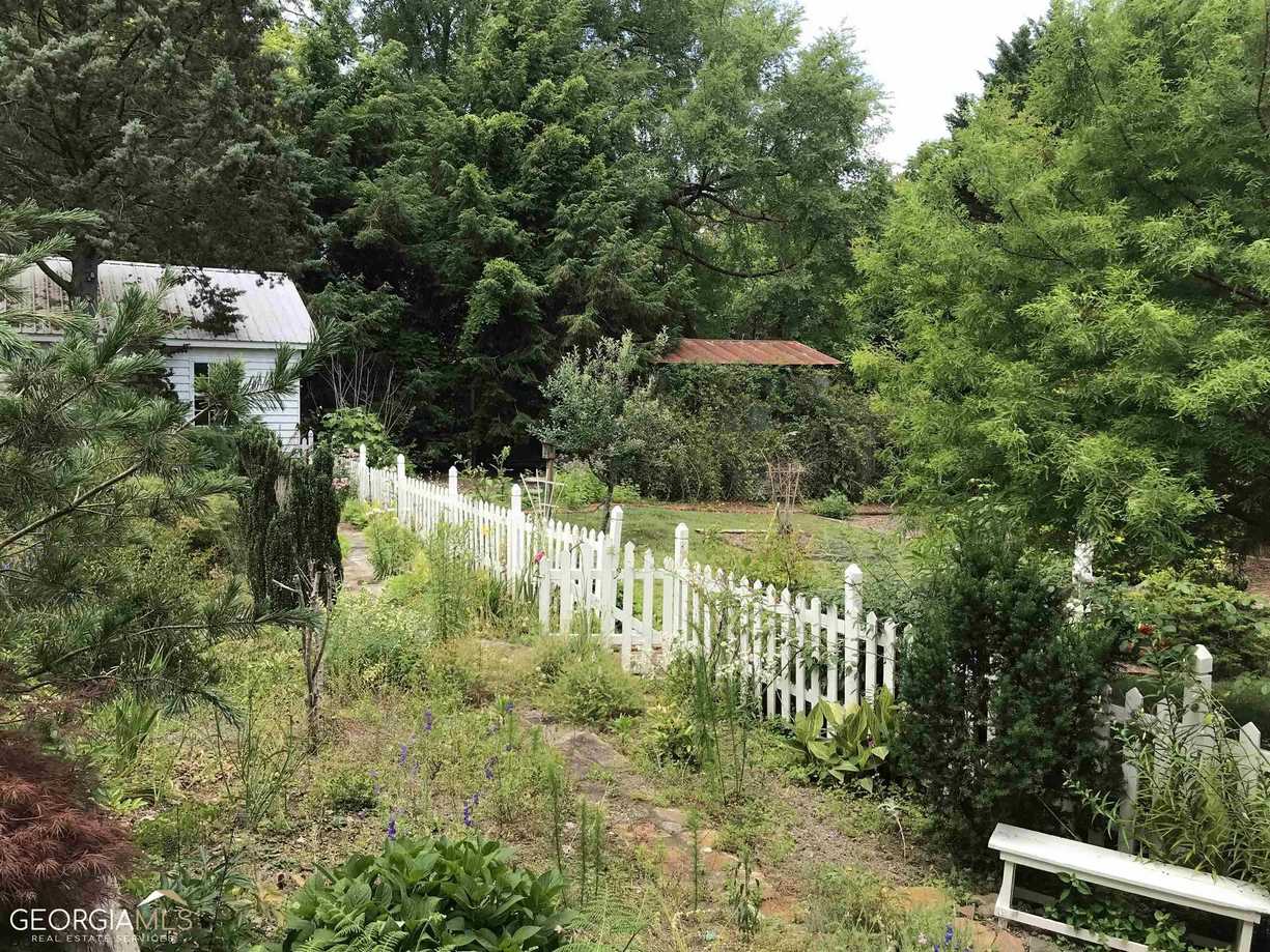 c. 1873 in Maysville, GA - Old House Dreams