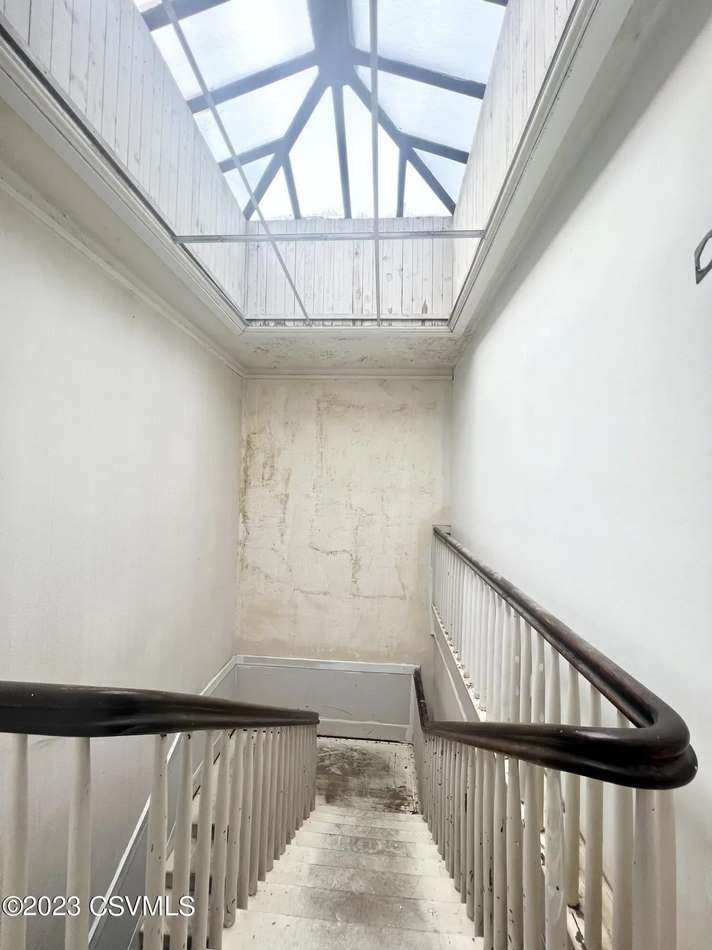 1914 Colonial Revival in Shamokin, PA - Old House Dreams