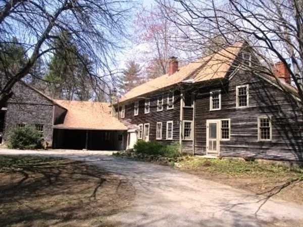 c. 1716 in Townsend, MA - Old House Dreams