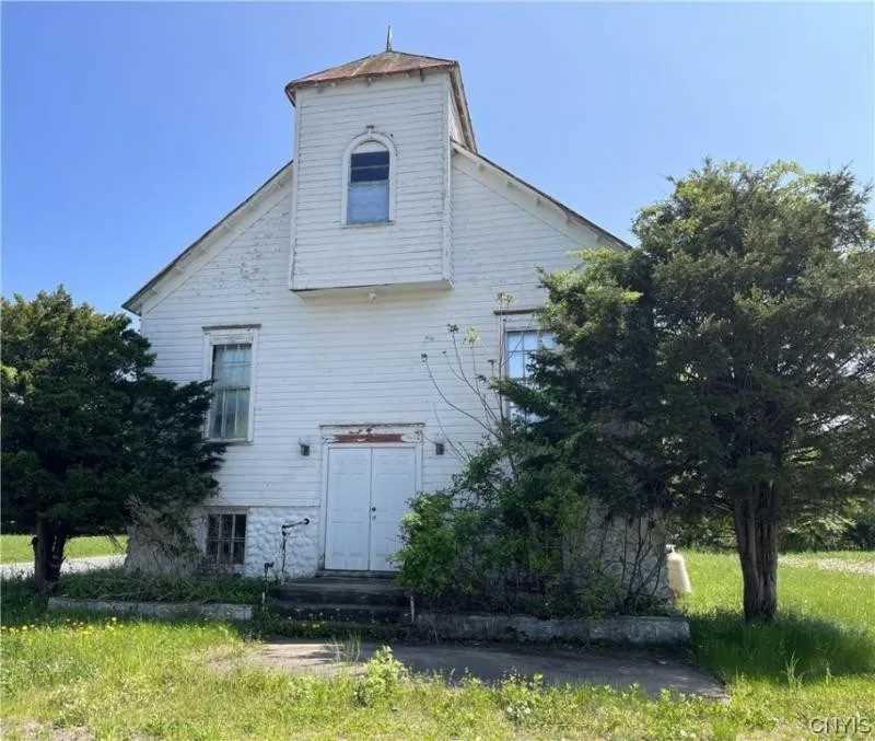 Church in Rome, NY - Old House Dreams