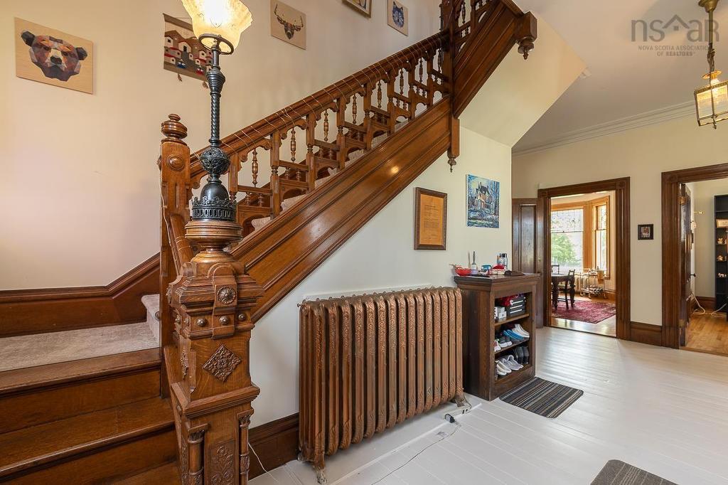 1892 Queen Anne in Yarmouth, Nova Scotia - Old House Dreams