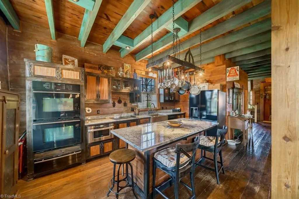 Traphill, NC - Old House Dreams
