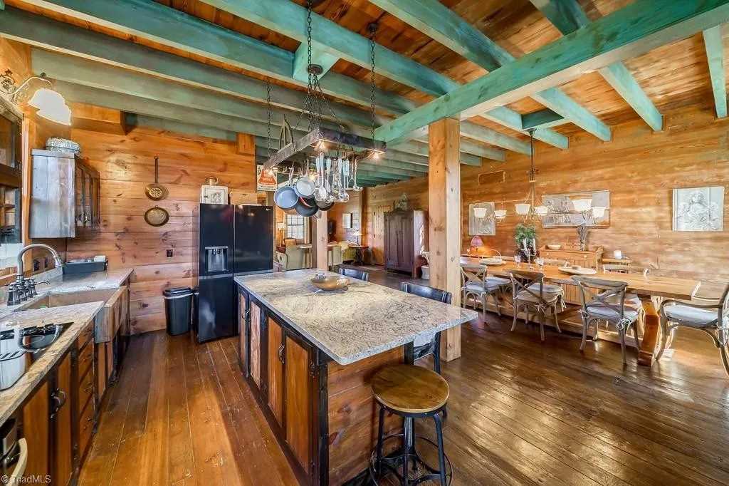 Traphill, NC - Old House Dreams
