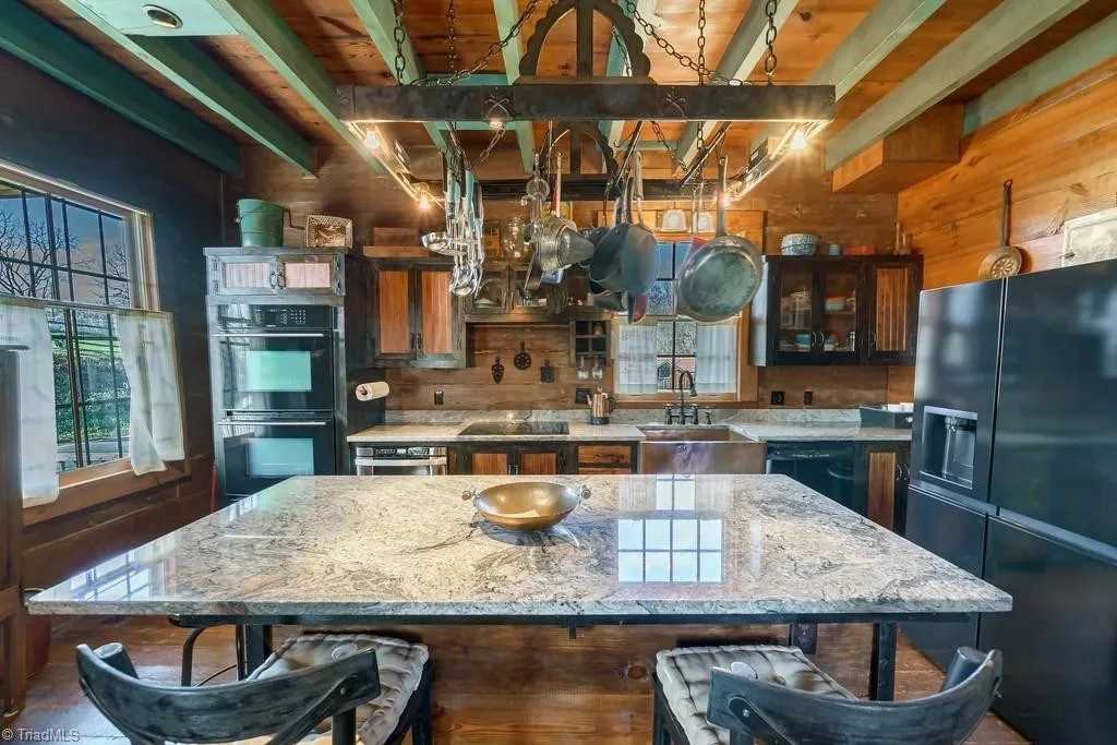 Traphill, NC - Old House Dreams