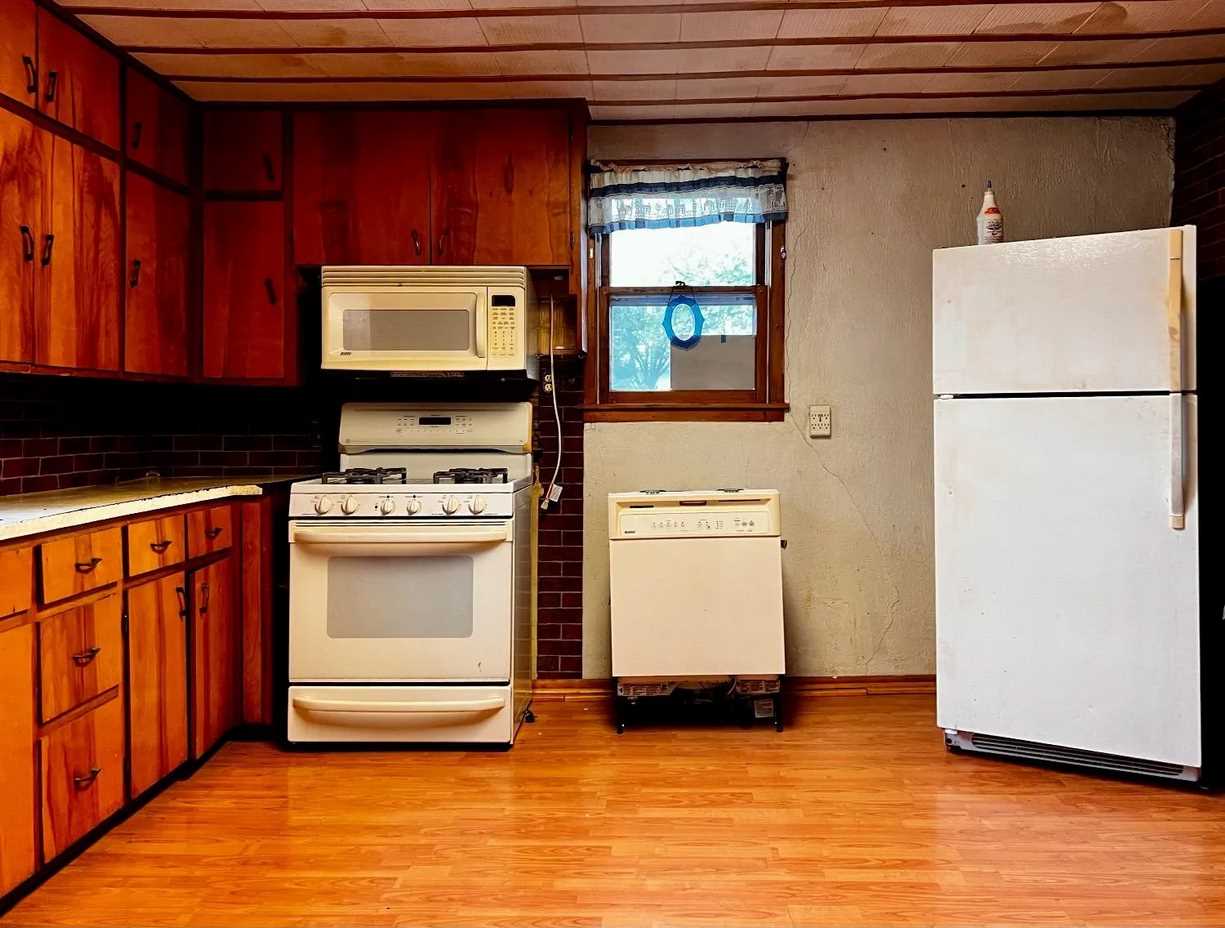 c. 1878 in Glade, KS - Old House Dreams