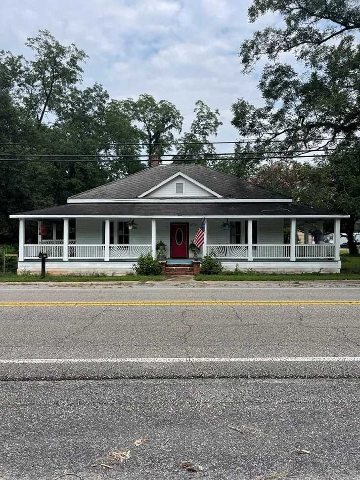 Monroeville, AL - Old House Dreams