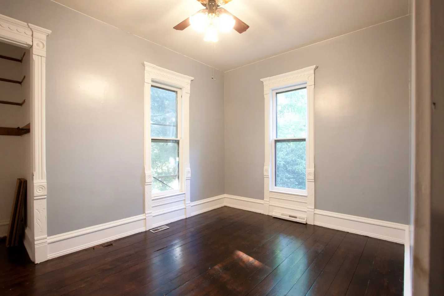 1892 Queen Anne in McLean, IL - Old House Dreams