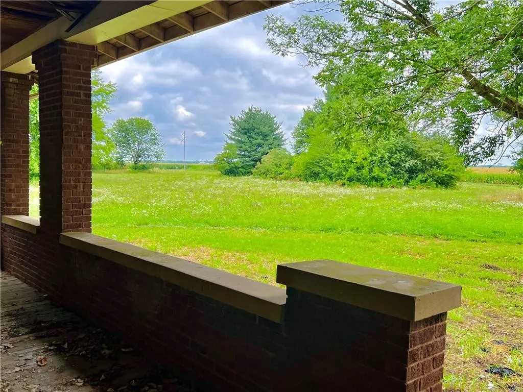 Windsor, IL - Old House Dreams