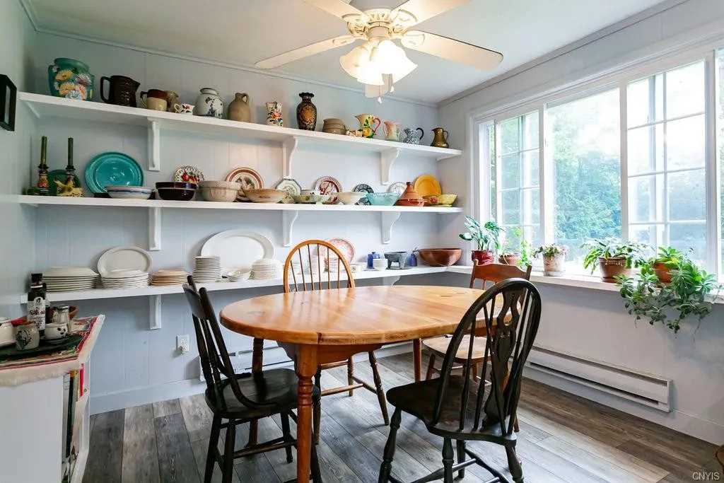 c. 1850 Italianate in Canastota, NY - Old House Dreams