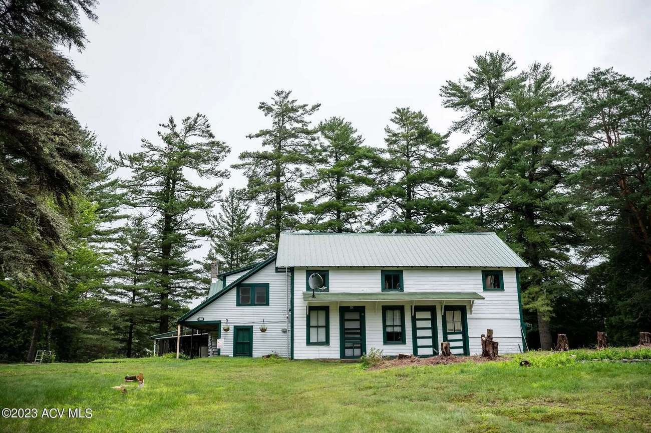 c. 1890 in Owls Head, NY - Old House Dreams