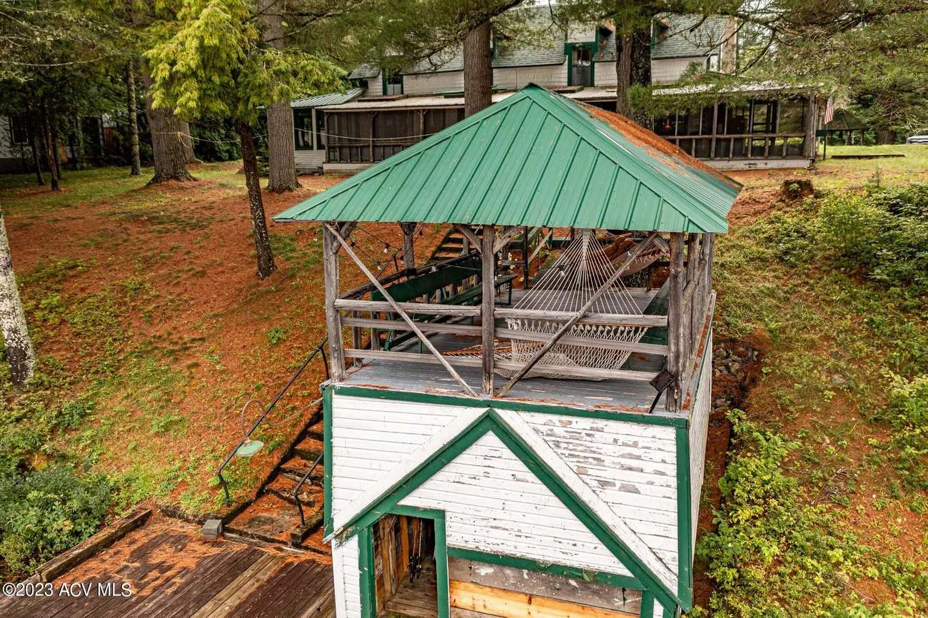 c. 1890 in Owls Head, NY - Old House Dreams
