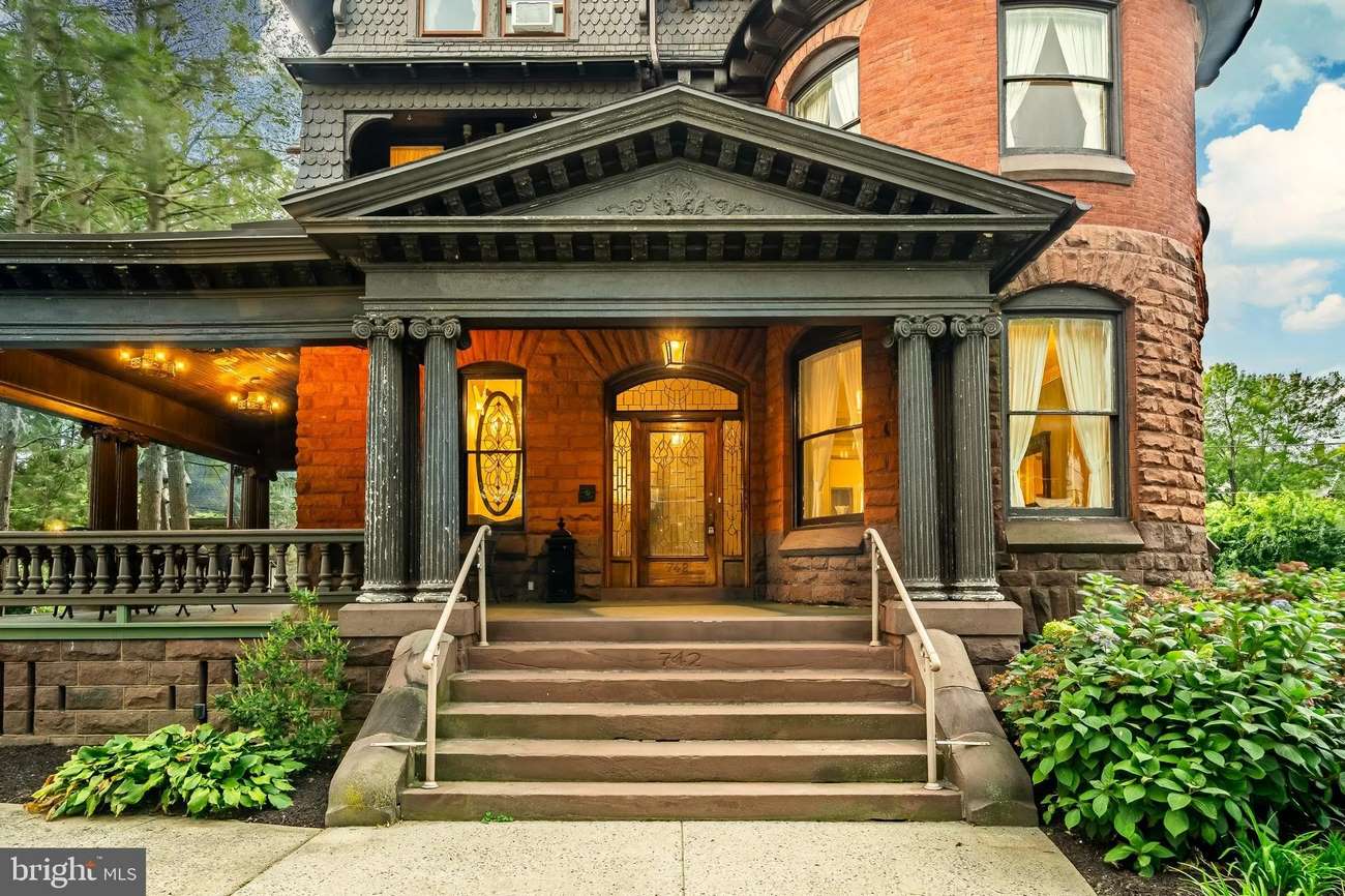 1888 in Reading, PA (Frank Furness) - Old House Dreams