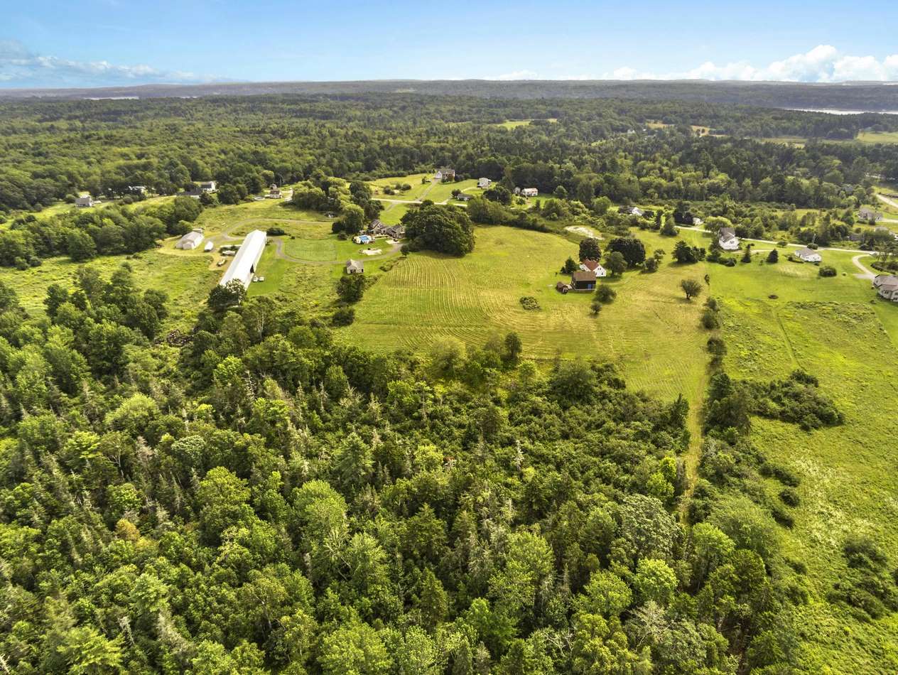 Cushing, ME - Old House Dreams