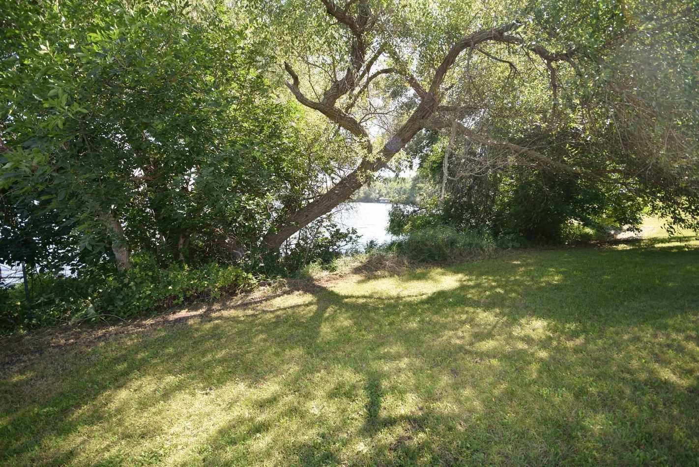 School in Veblen, SD - Old House Dreams