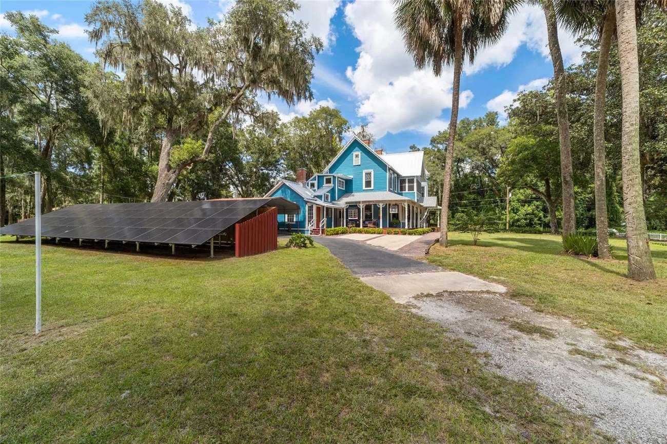 c. 1900 in Archer, FL - Old House Dreams