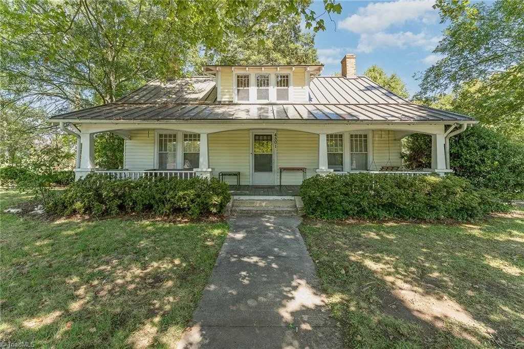 1924 in Greensboro, NC - Old House Dreams