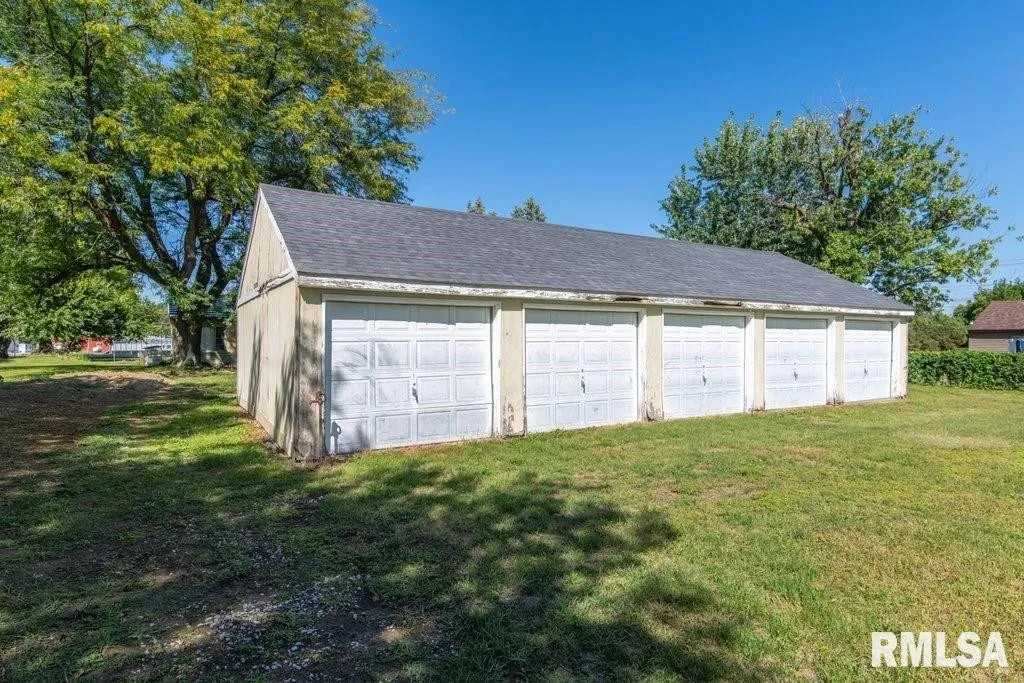 1948 Lustron in Davenport, IA - Old House Dreams