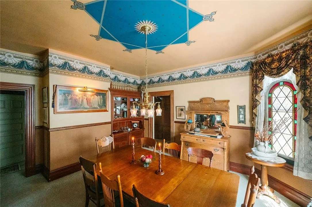 c. 1900 Queen Anne in Pittsburgh, PA - Old House Dreams