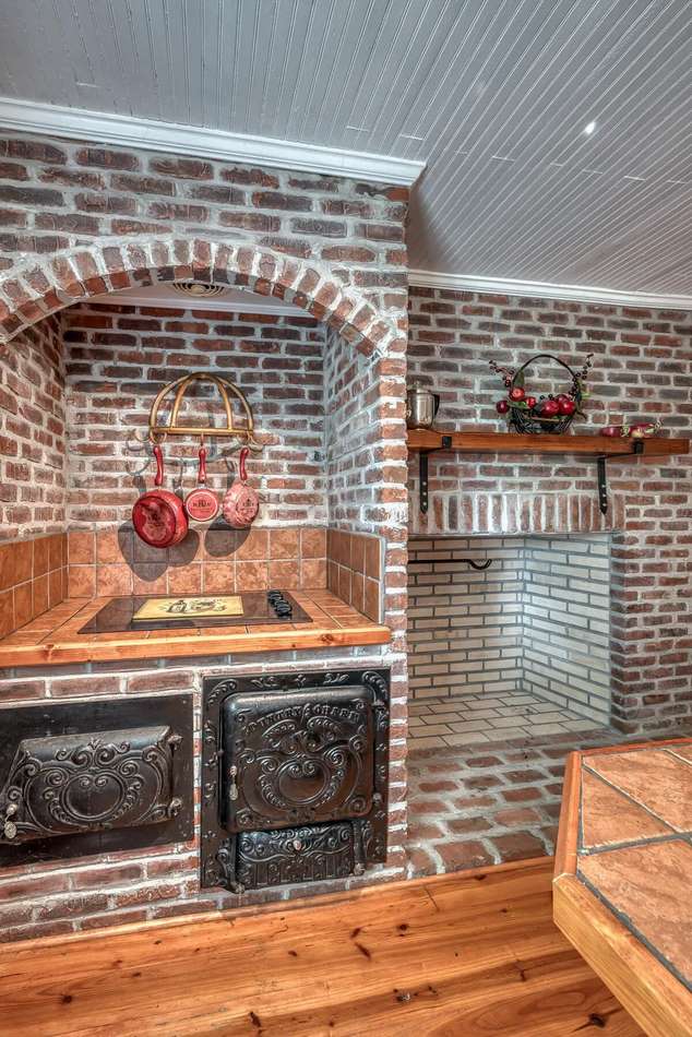 1815 in Elizabethton, TN - Old House Dreams