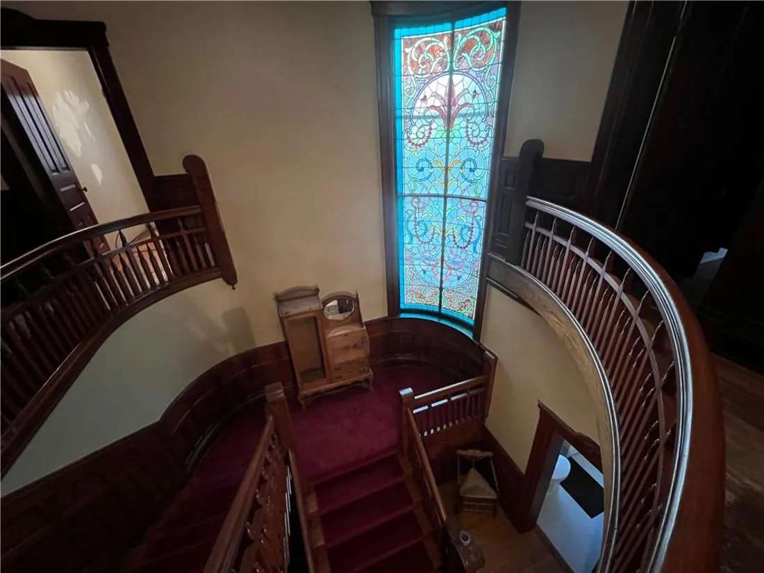 1872/c. 1890 in Atchison, KS - Old House Dreams