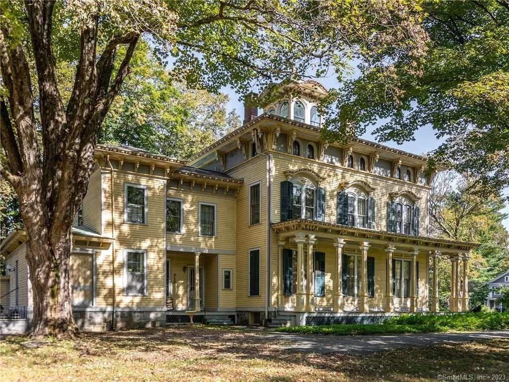 c. 1867 Italianate in New Hartford, CT - Old House Dreams