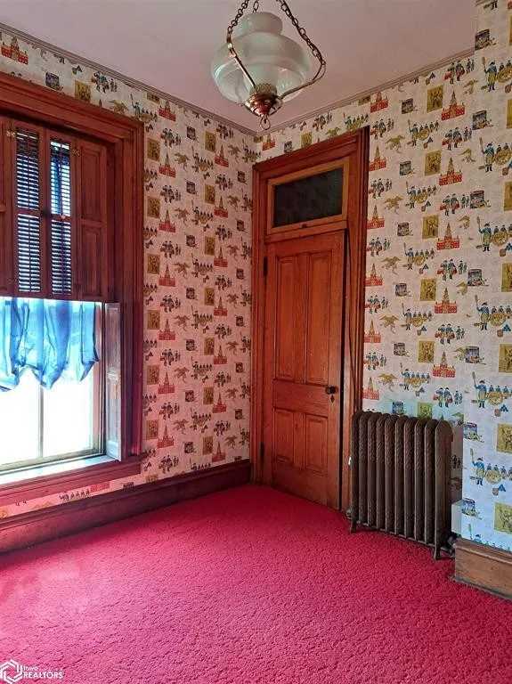c. 1880 in Albia, IA - Old House Dreams