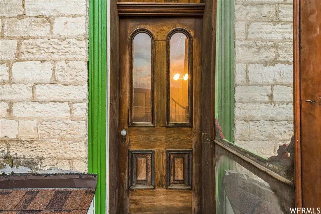 c. 1875 Gothic Revival in Ephraim, UT - Old House Dreams