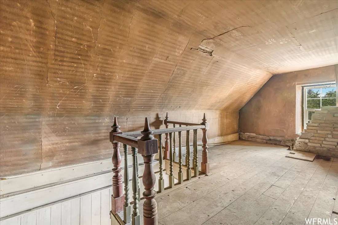 c. 1875 Gothic Revival in Ephraim, UT - Old House Dreams