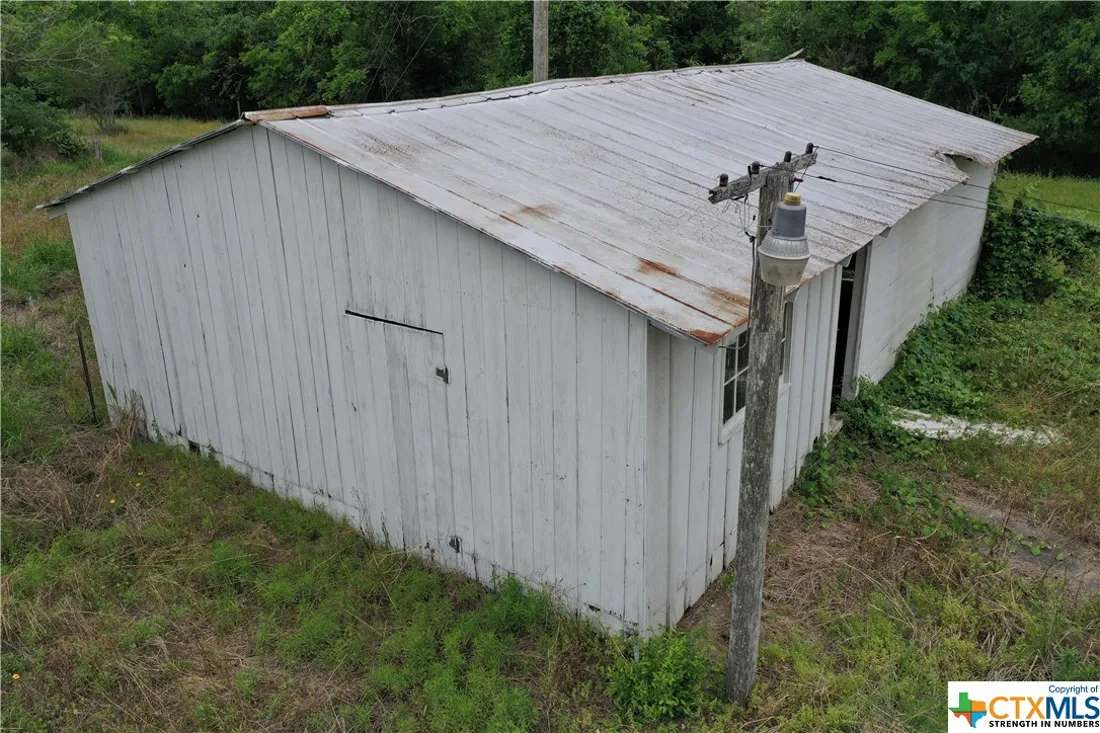 c. 1900 in Yorktown, TX - Old House Dreams