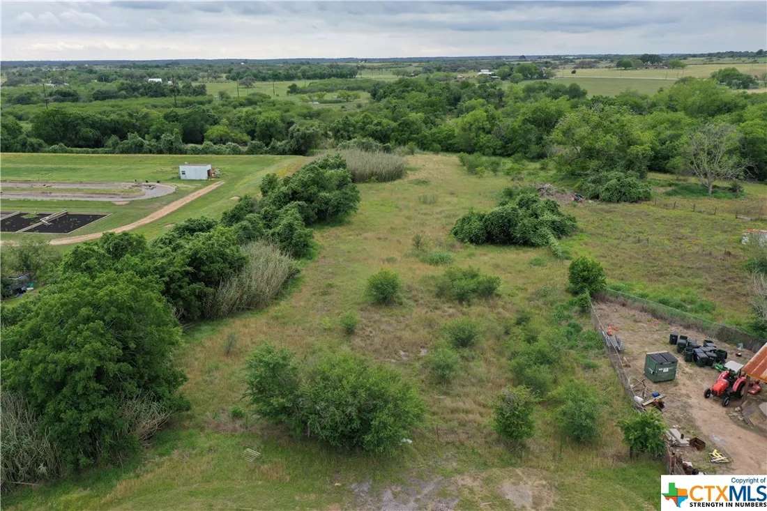 c. 1900 in Yorktown, TX - Old House Dreams