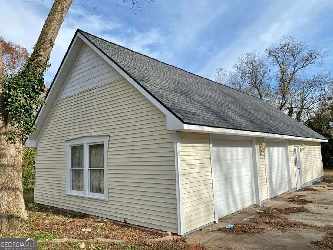 1892 Queen Anne in Hartwell, GA - Old House Dreams