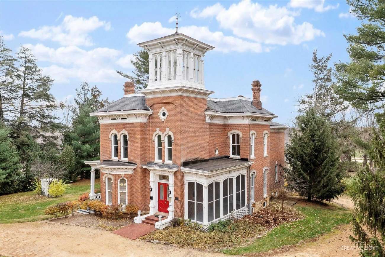 1874 Italianate in Oregon, IL - Old House Dreams