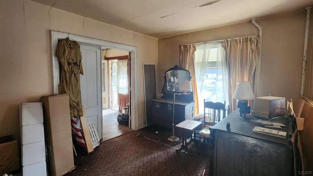 c. 1840/1890 in Clinton, MI - Old House Dreams